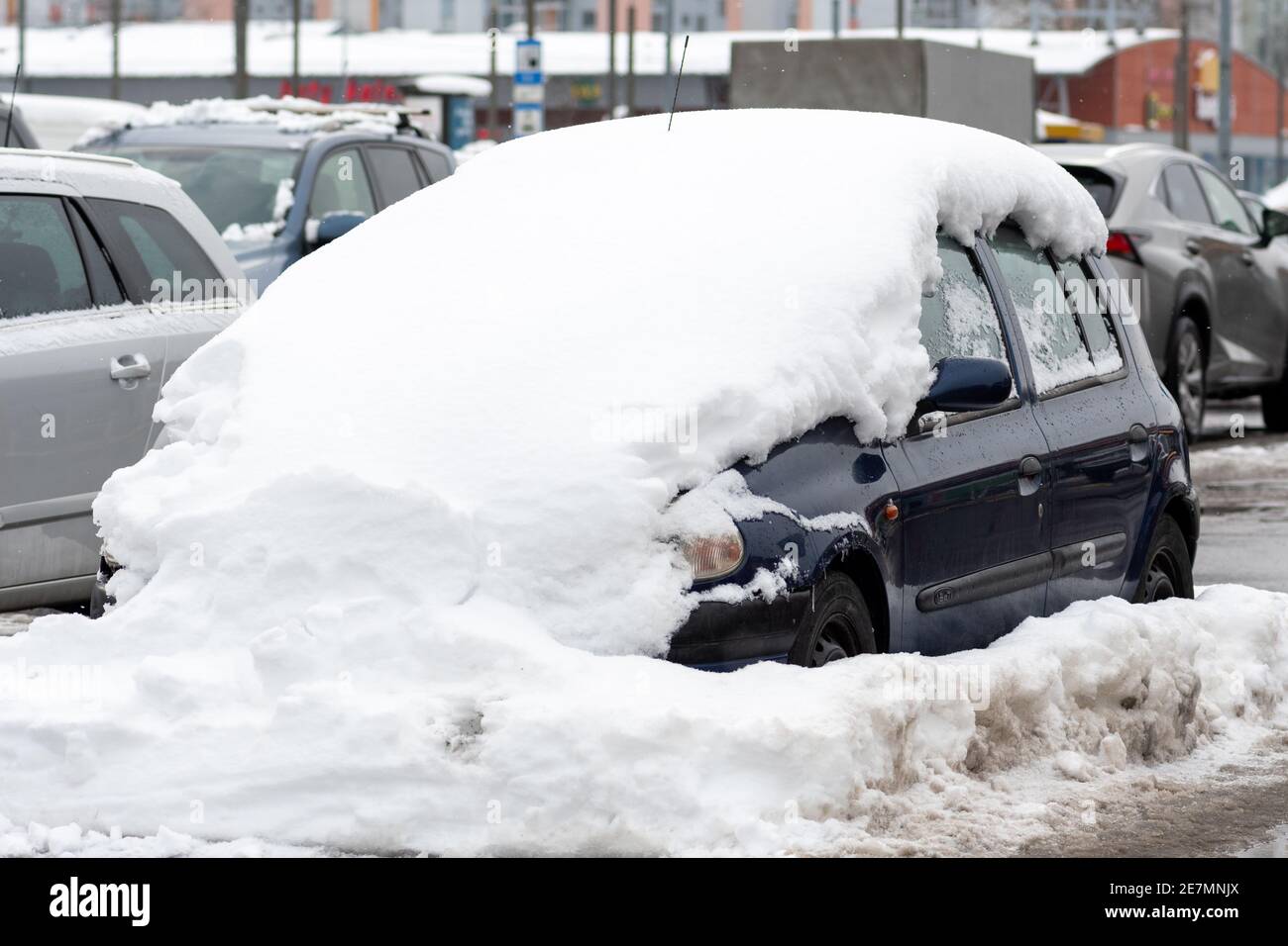 Ice car crash hi-res stock photography and images - Alamy