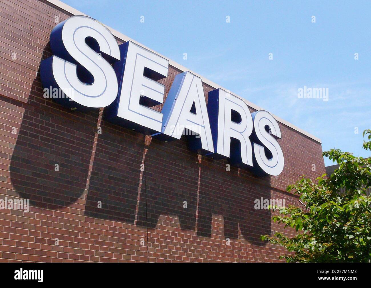 Sears logo hi-res stock photography and images - Alamy