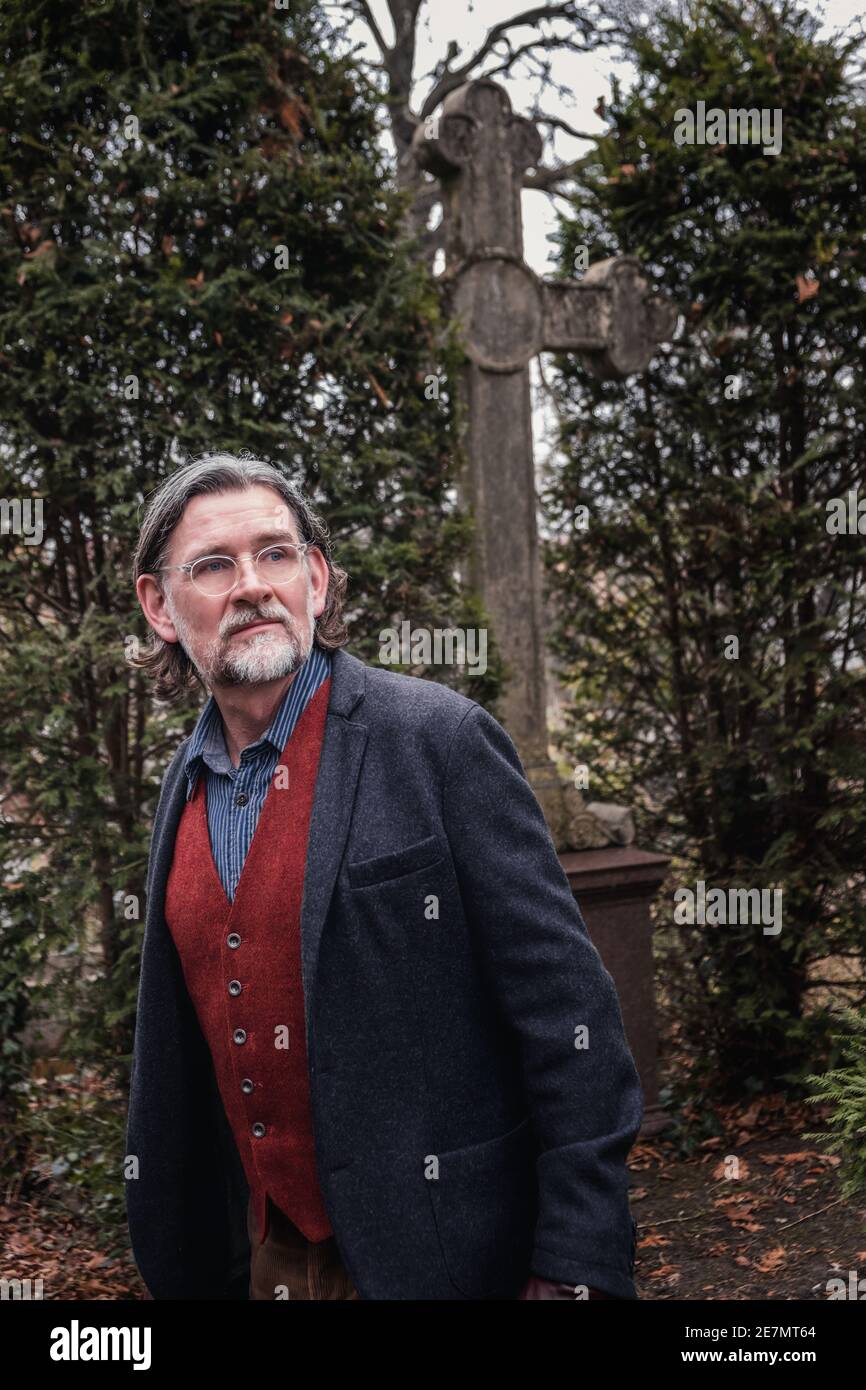 Standing sadness death grave cemetery hi-res stock photography and ...