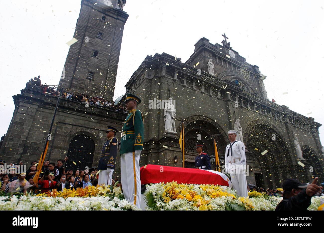 Corazon aquino manila hi-res stock photography and images - Alamy