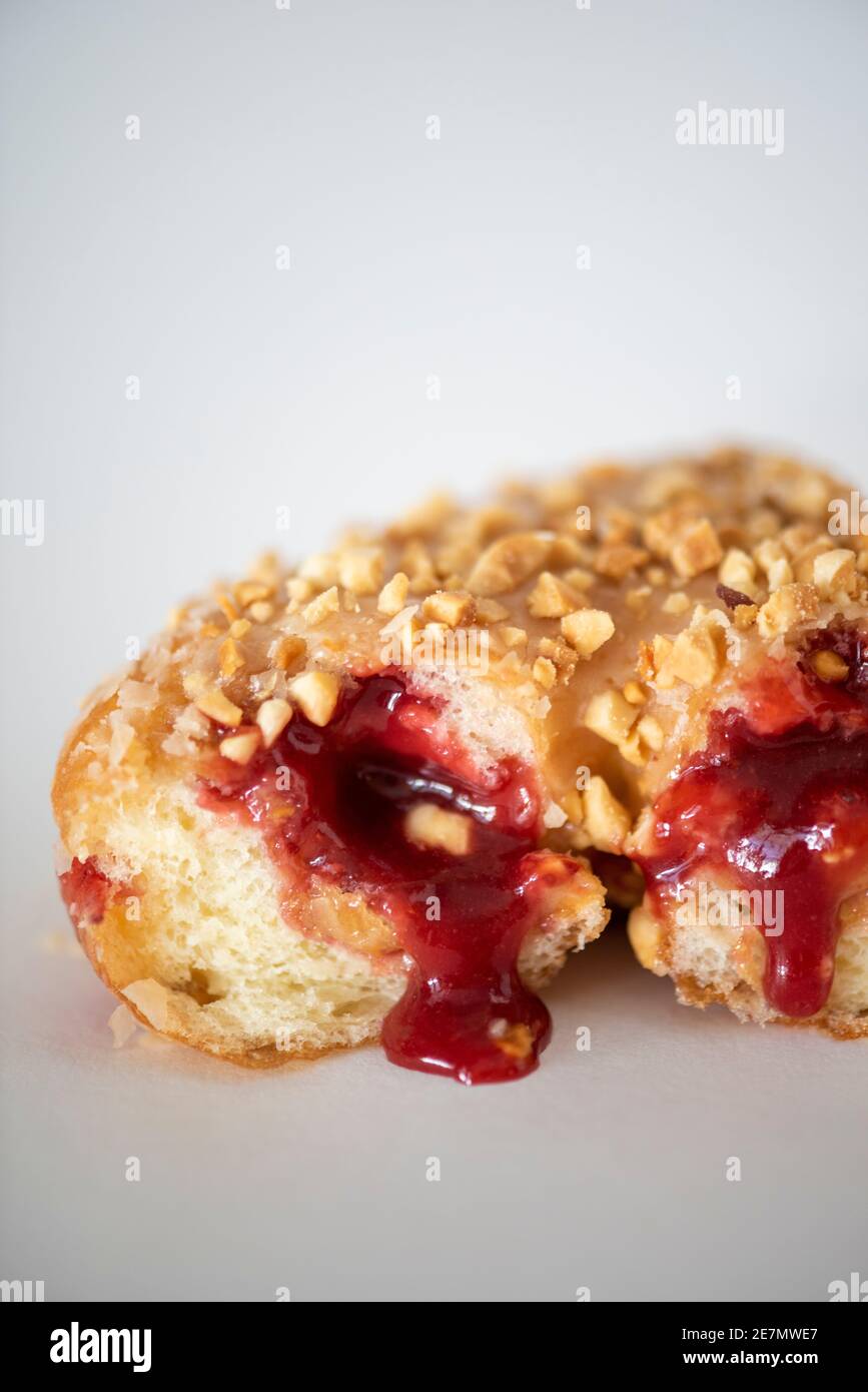 Doughnuts chicken hi-res stock photography and images - Alamy