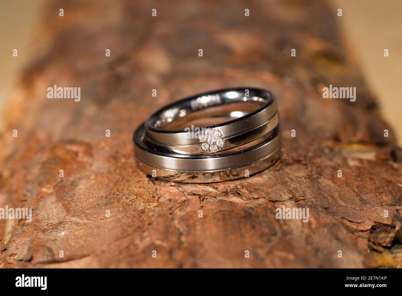 Eheringe hi-res stock photography and images - Alamy