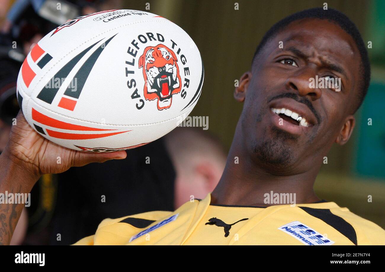 Rugby league club hi-res stock photography and images - Alamy