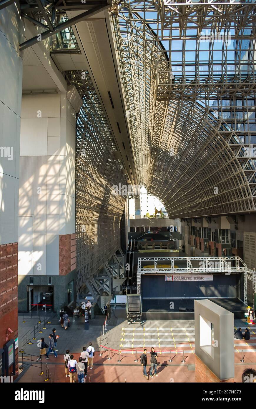 Modern architecture kyoto hi-res stock photography and images - Alamy