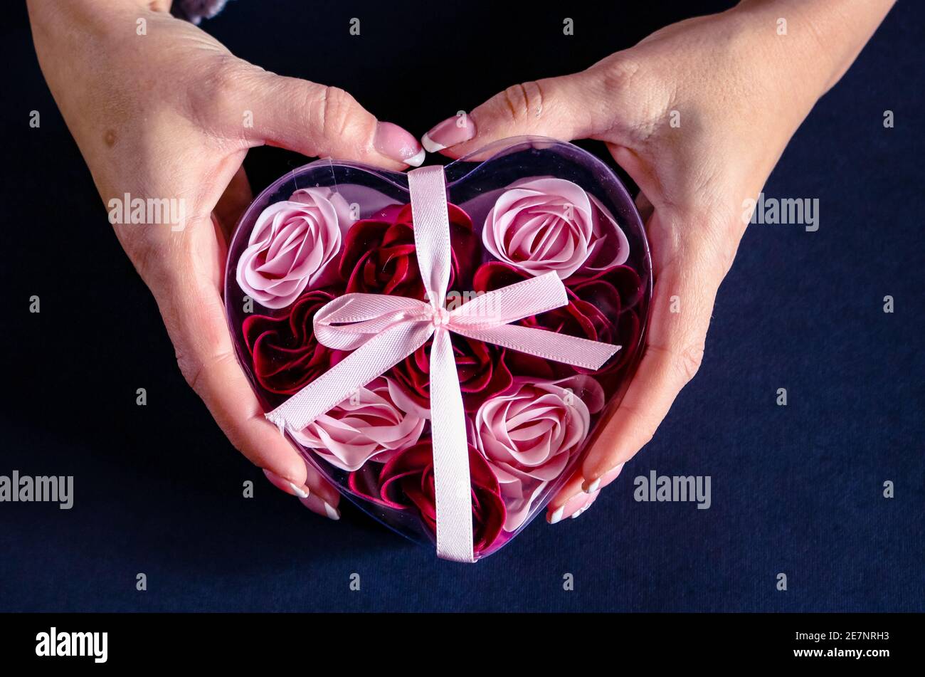 Valentine heart roses hi-res stock photography and images - Alamy