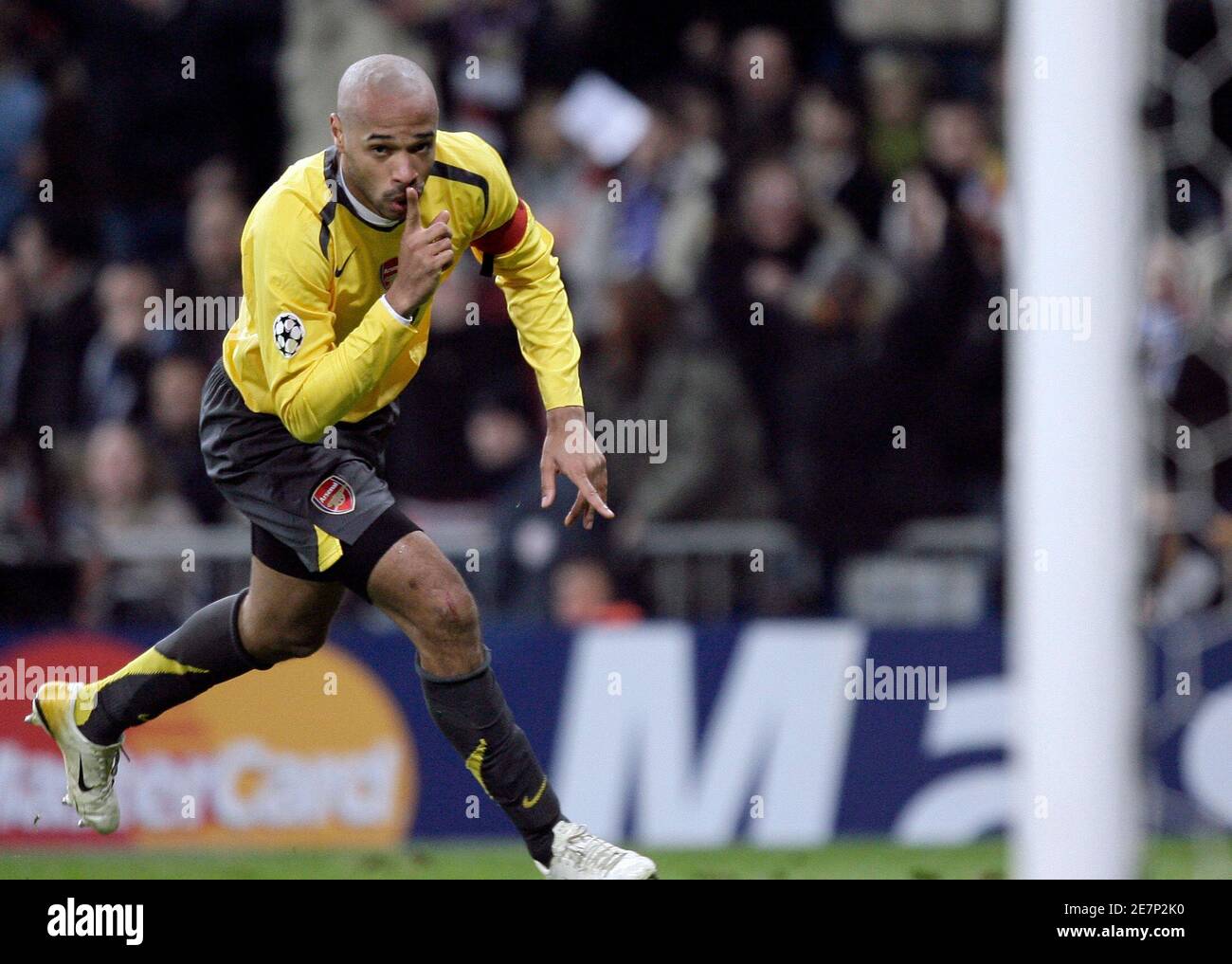 Santiago bernabeu thierry henry hi-res stock photography and images - Alamy