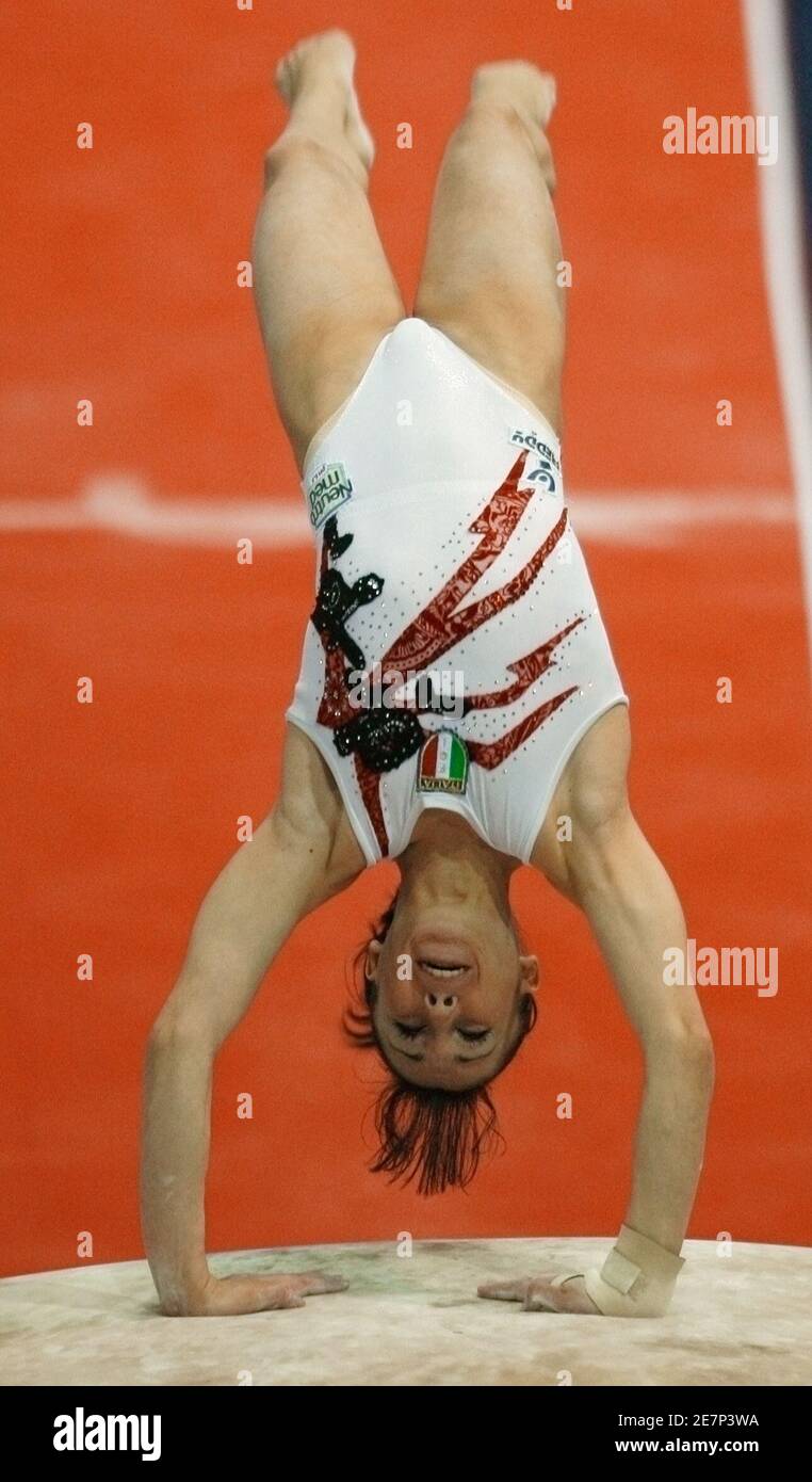 Sandra raluca High Resolution Stock Photography and Images - Alamy