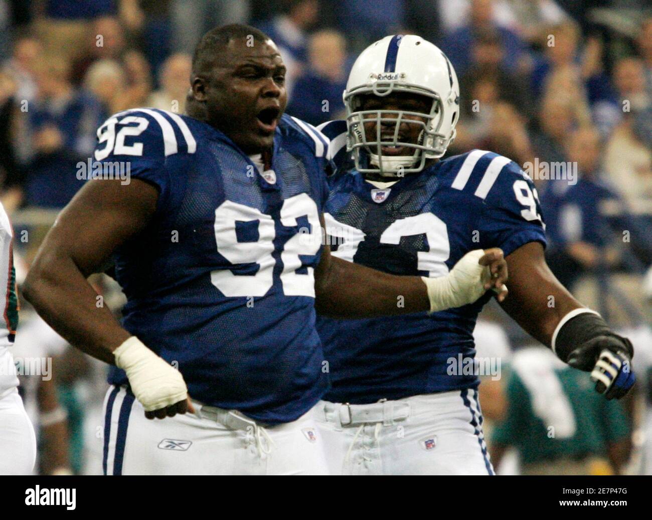 Indianapolis colts defensive tackle anthony hi-res stock photography ...