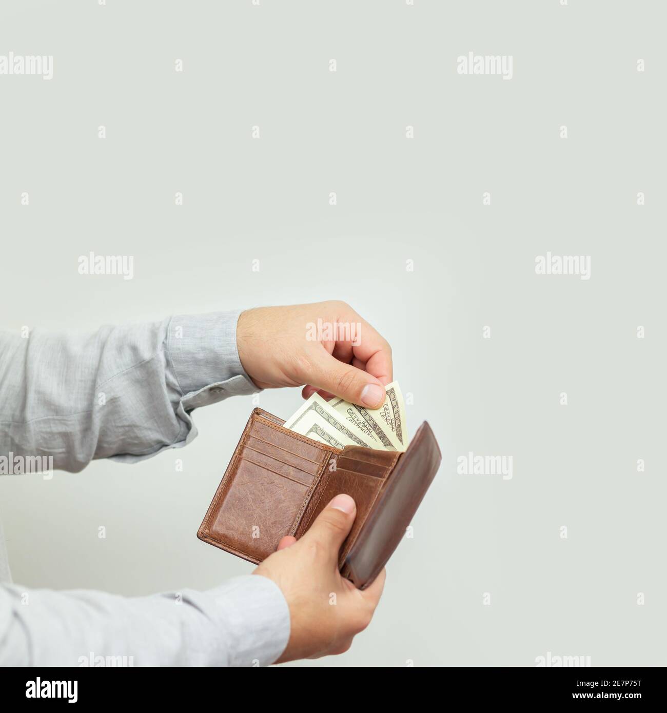 Wallet full of dollar bills hi-res stock photography and images - Alamy