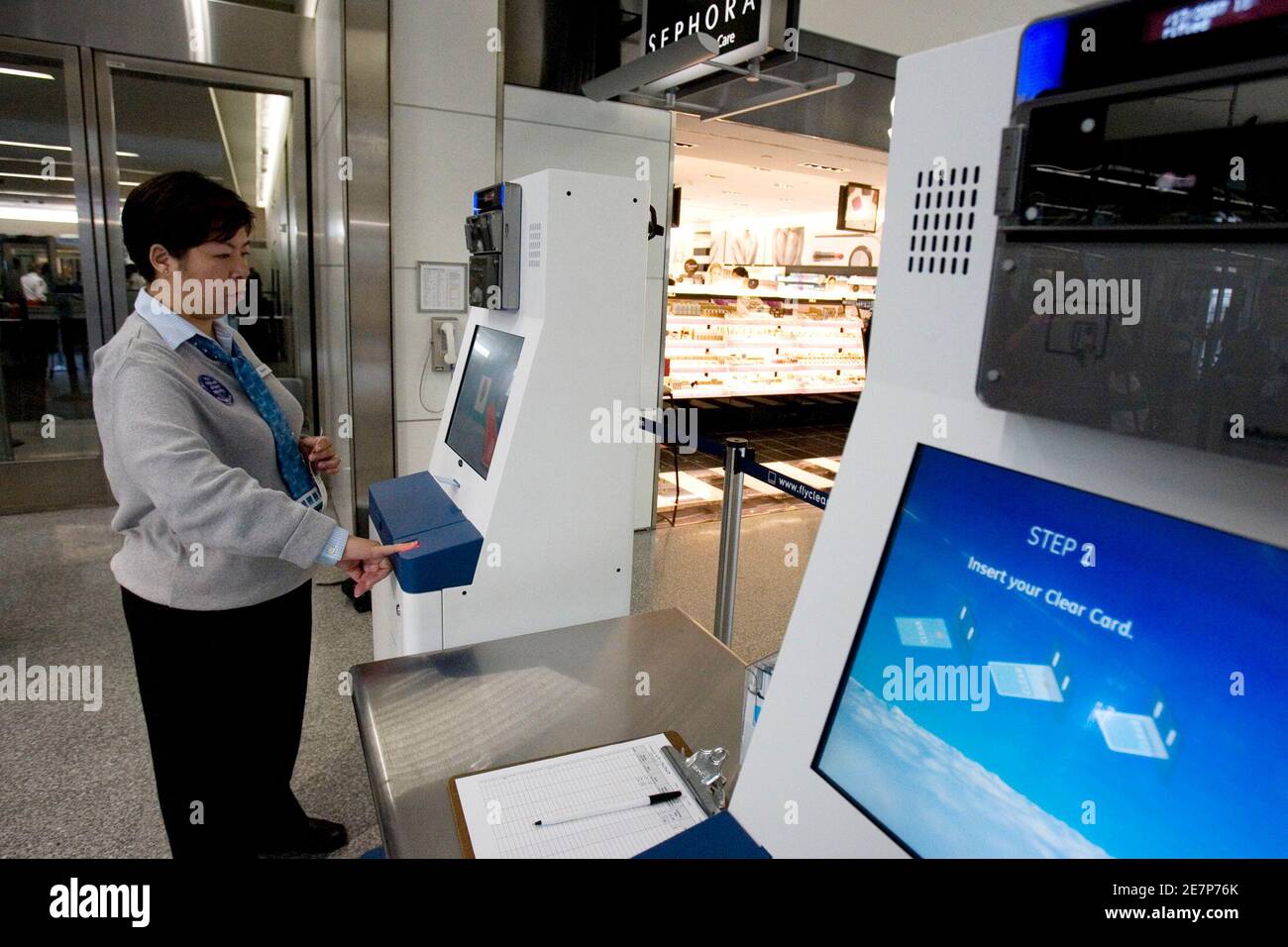 Fast pass hi-res stock photography and images - Alamy