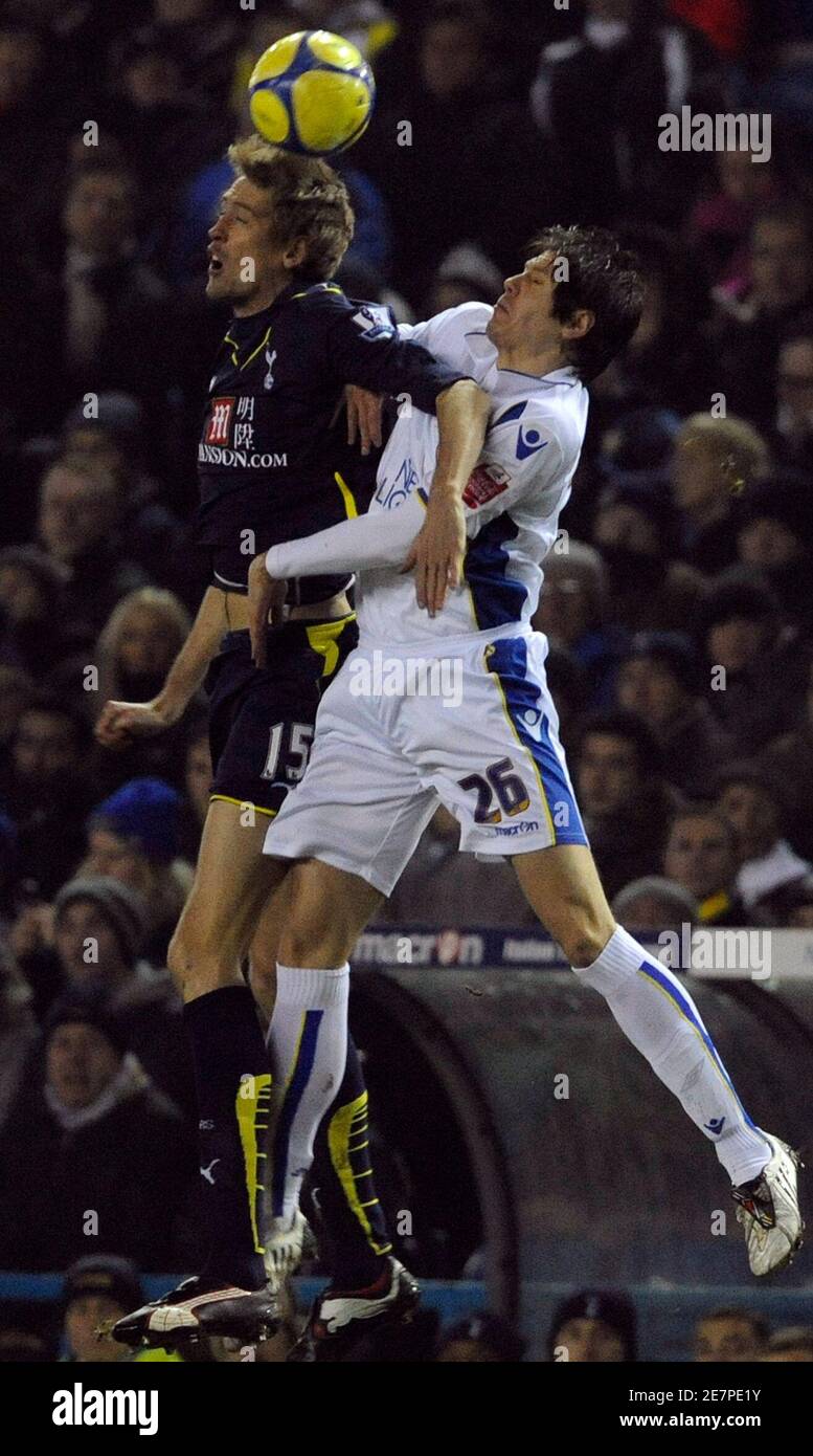 Leeds uniteds leigh bromby hi-res stock photography and images - Alamy