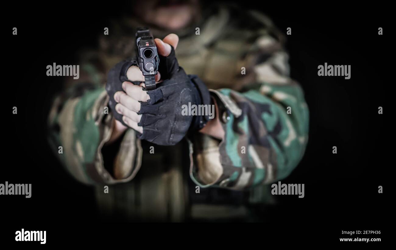 Load a pistol High Resolution Stock Photography and Images - Alamy