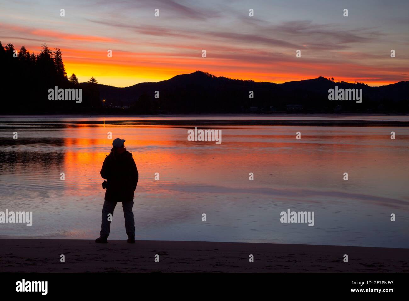 Siletz Bay sunrise, Siletz Bay Park, Lincoln City, Oregon Stock Photo ...