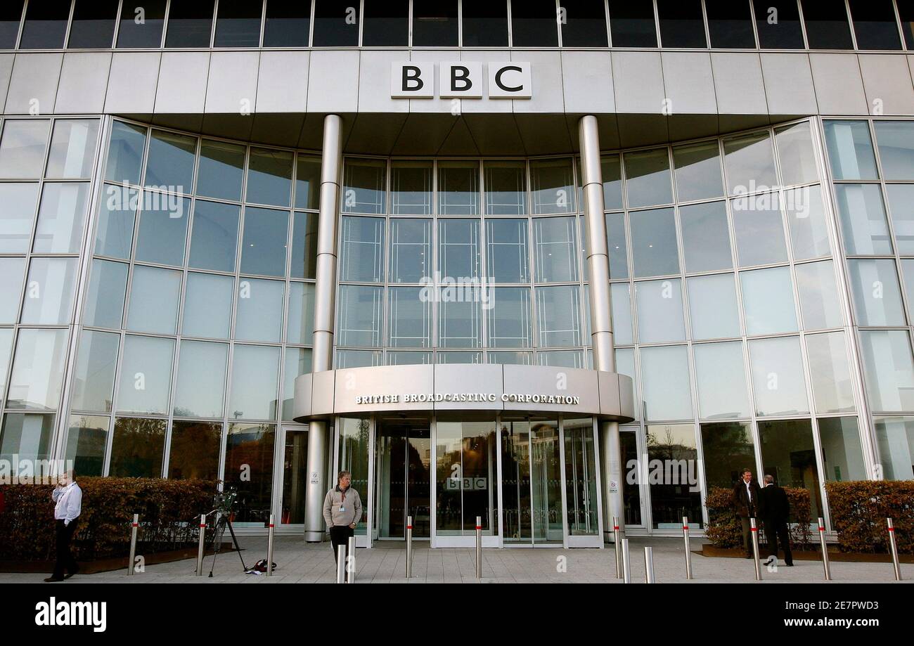 Old bbc logo hi-res stock photography and images - Alamy