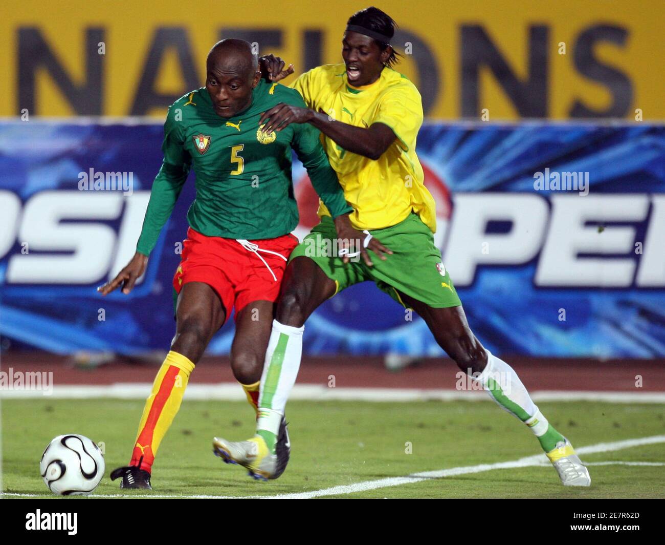 Cameroons raymond kalla hi-res stock photography and images - Alamy