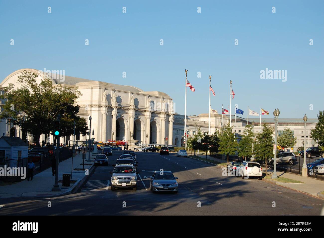 Washington dc union station shops hi-res stock photography and images ...