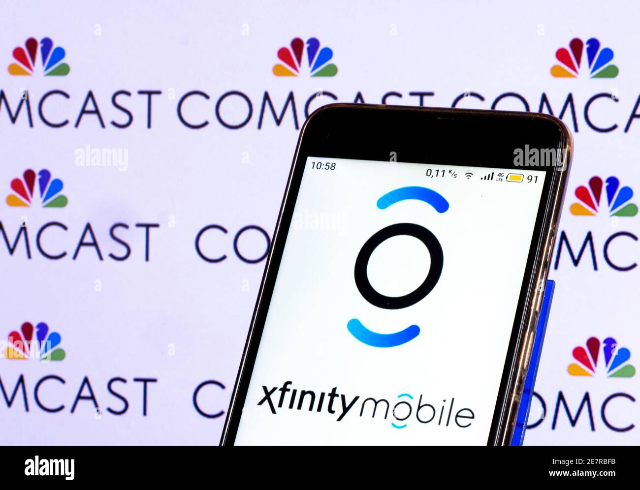 Xfinity mobile logo hi-res stock photography and images - Alamy