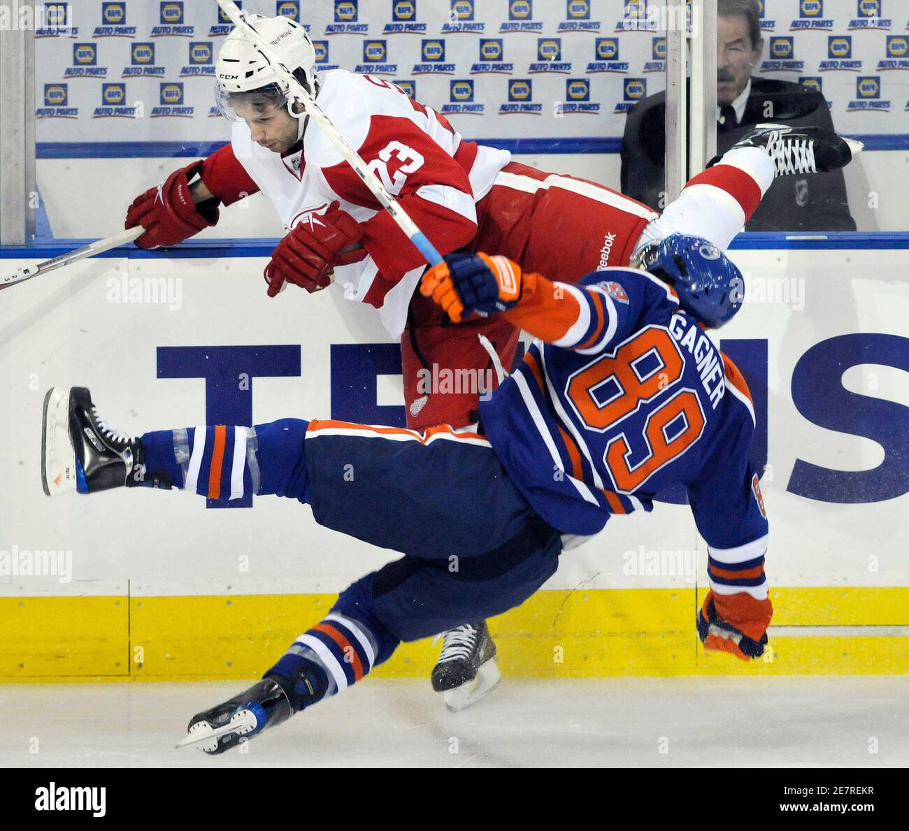 Detroit red wings brad stuart hi-res stock photography and images - Alamy