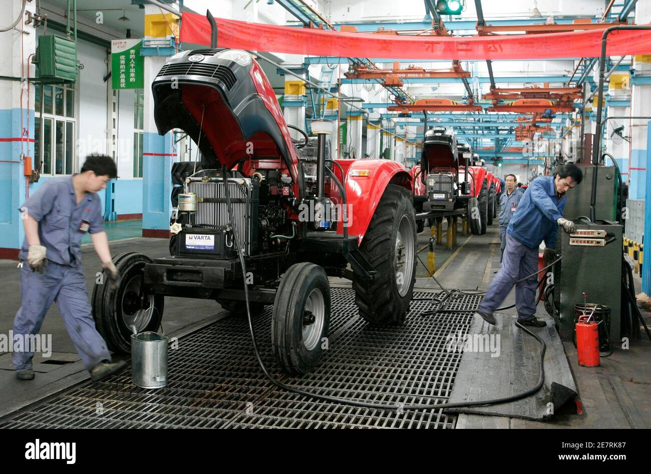 Chinese tractor tractors hi-res stock photography and images - Alamy