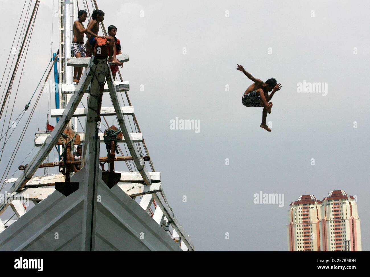 Boy jumps ship hi-res stock photography and images - Alamy