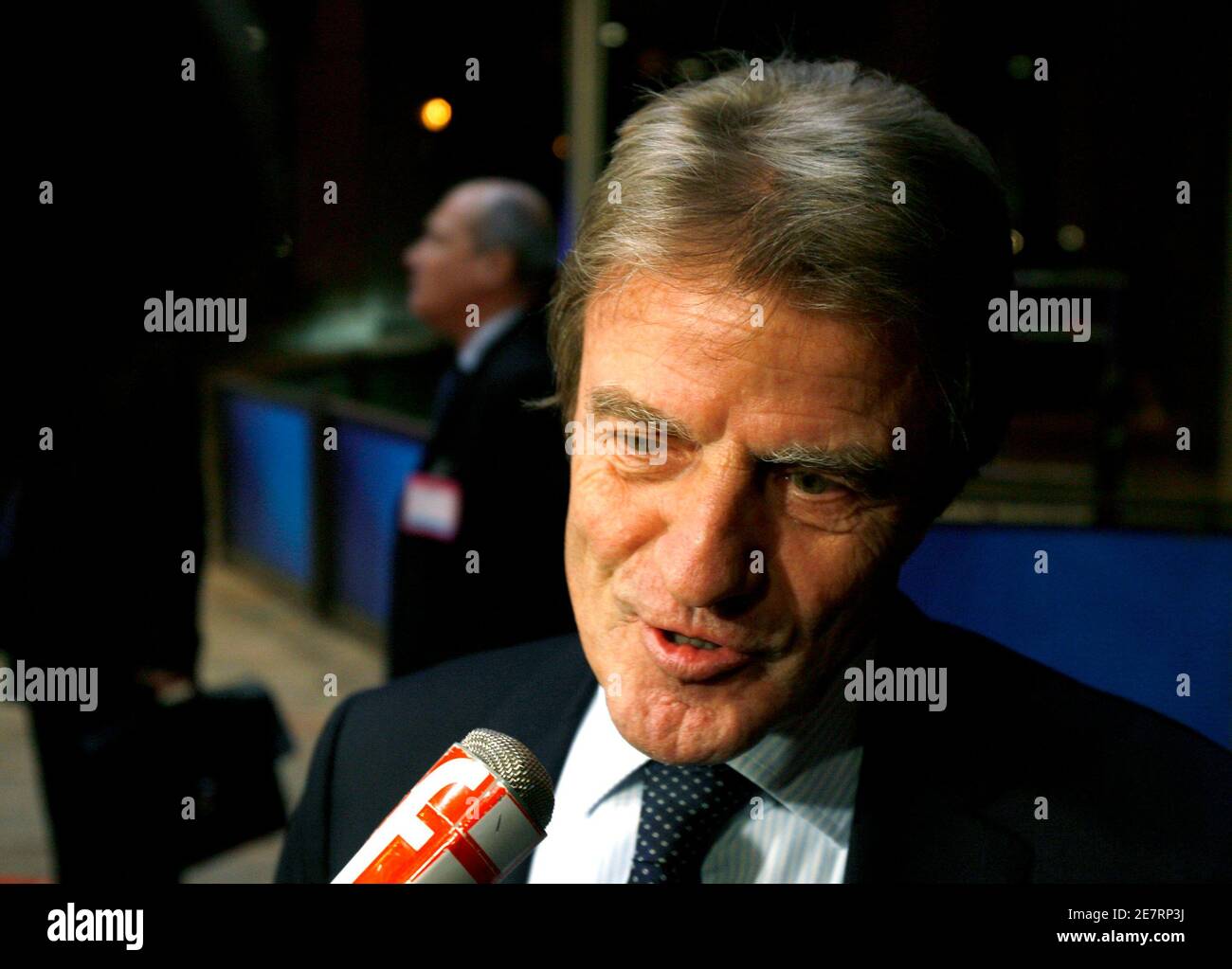 Doorstep interview hi-res stock photography and images - Alamy