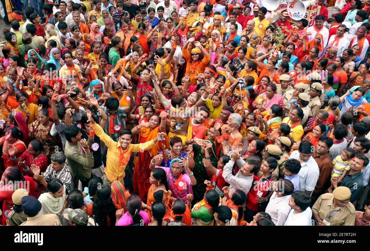 Krishna india mathura birthplace hi-res stock photography and images ...