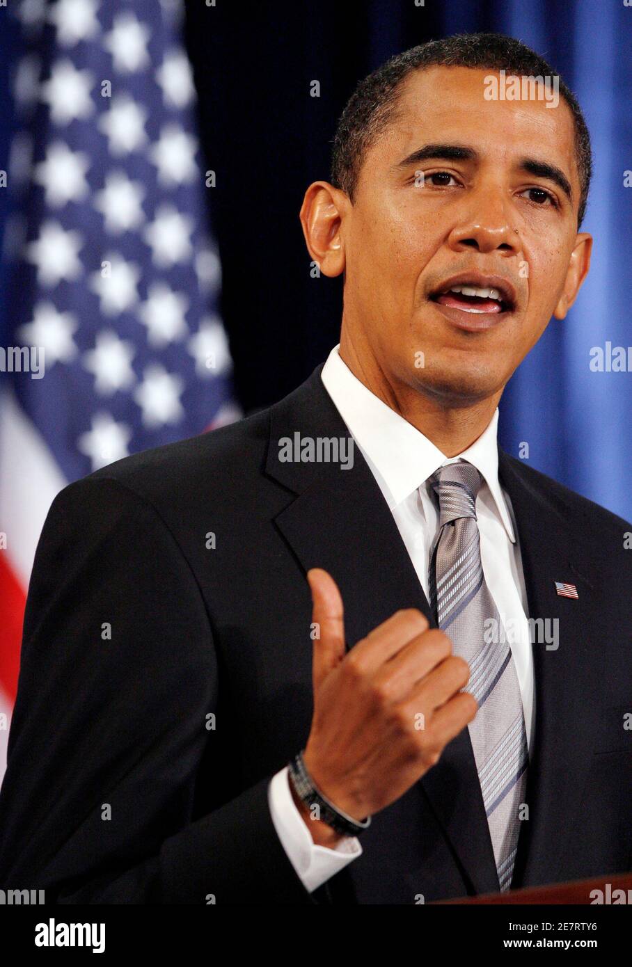 General eric k shinseki hi-res stock photography and images - Alamy