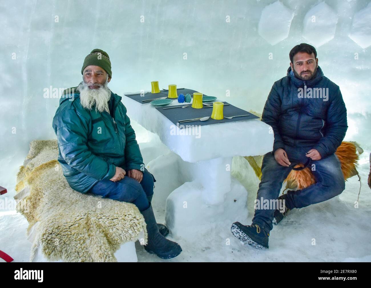 15 feet tall hi-res stock photography and images - Alamy