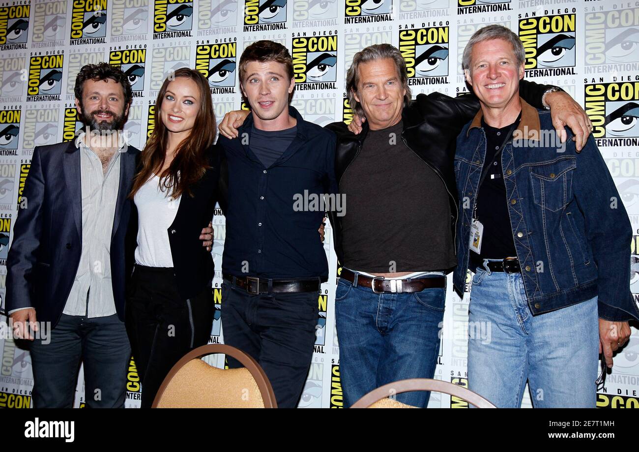 Olivia wilde garrett hedlund hi-res stock photography and images - Alamy