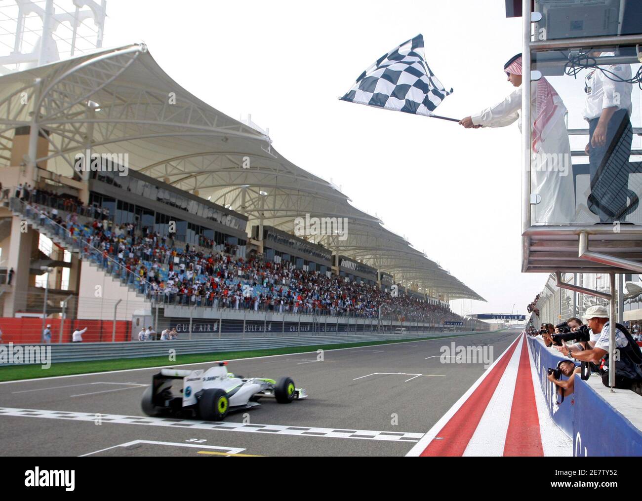 Checkered flag f1 grand prix hi-res stock photography and images - Alamy