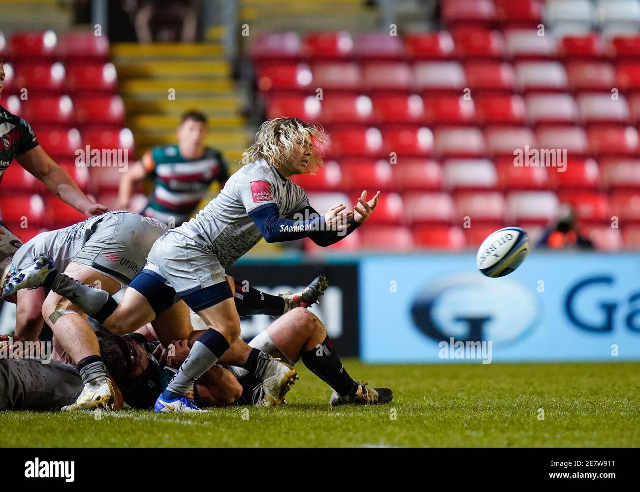 Sale Sharks scrum-half Faf De Klerk passes the ball during a Gallagher ...