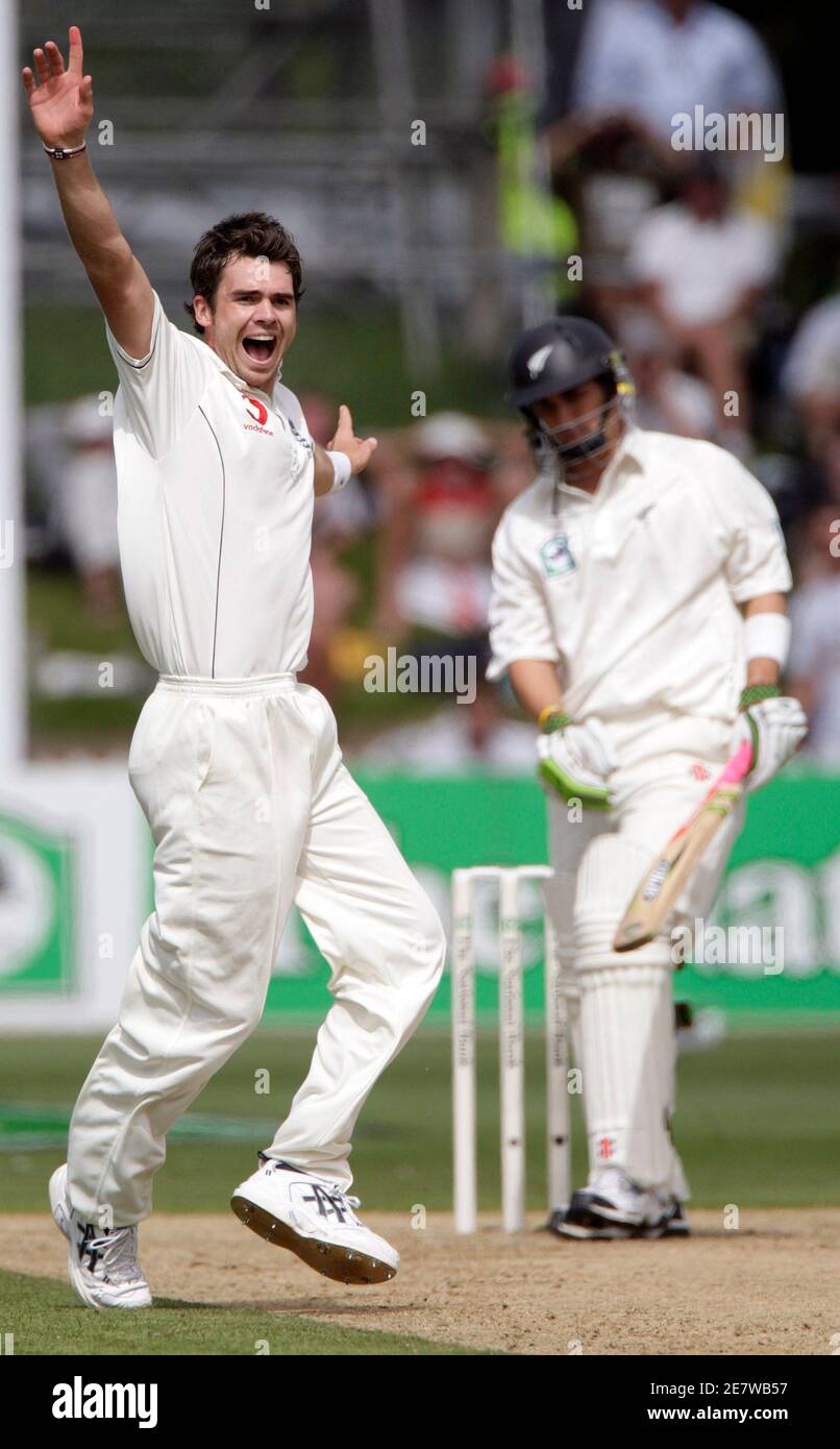 Mathew anderson hi-res stock photography and images - Alamy