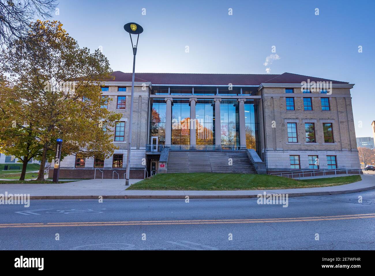 Ohio state university campus campus hi-res stock photography and images ...