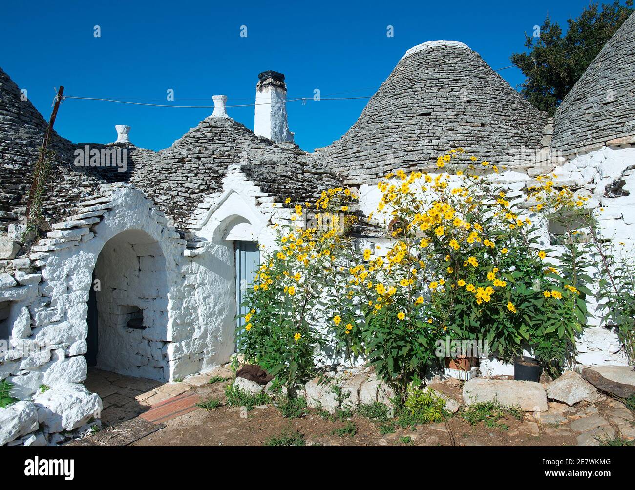 Trulli house hi-res stock photography and images - Alamy