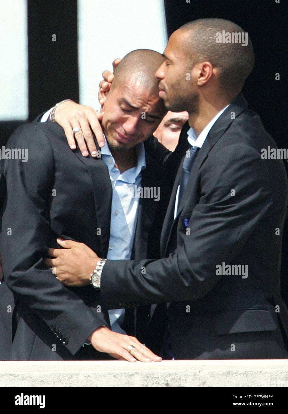 Thierry henry france national team hi-res stock photography and images ...