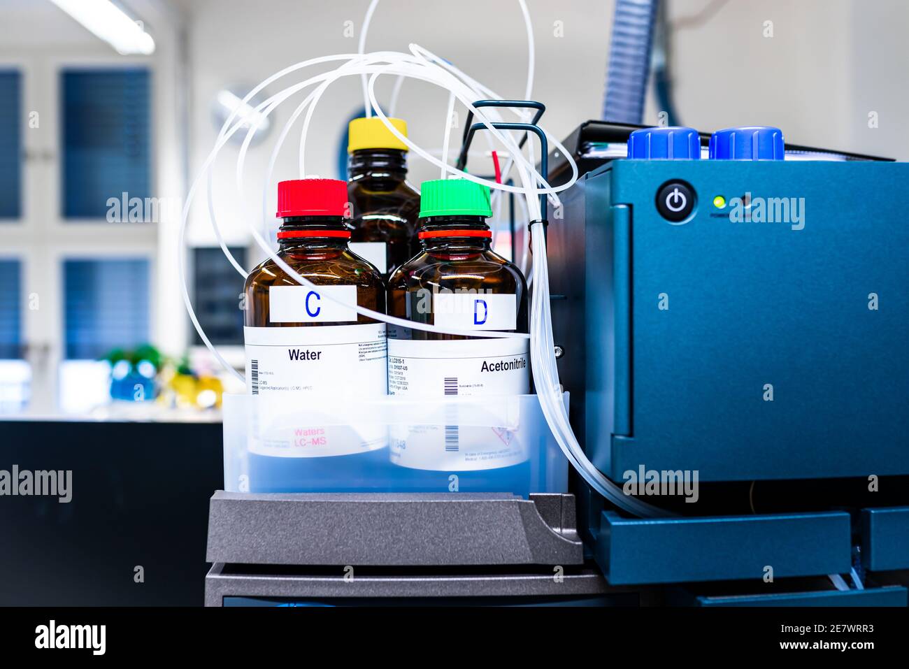 Liquid chromatography hi-res stock photography and images - Alamy