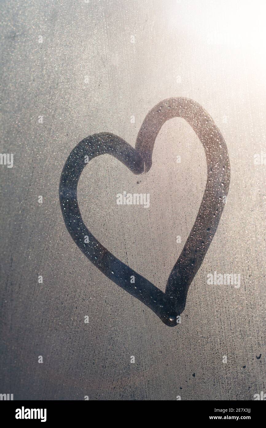 Frozen Heart Drawing