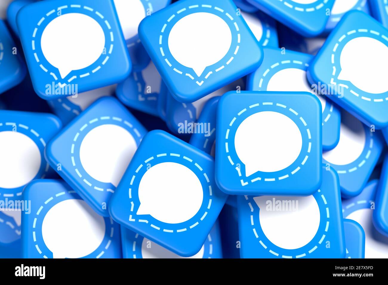 Signal messaging app on hi-res stock photography and images - Alamy