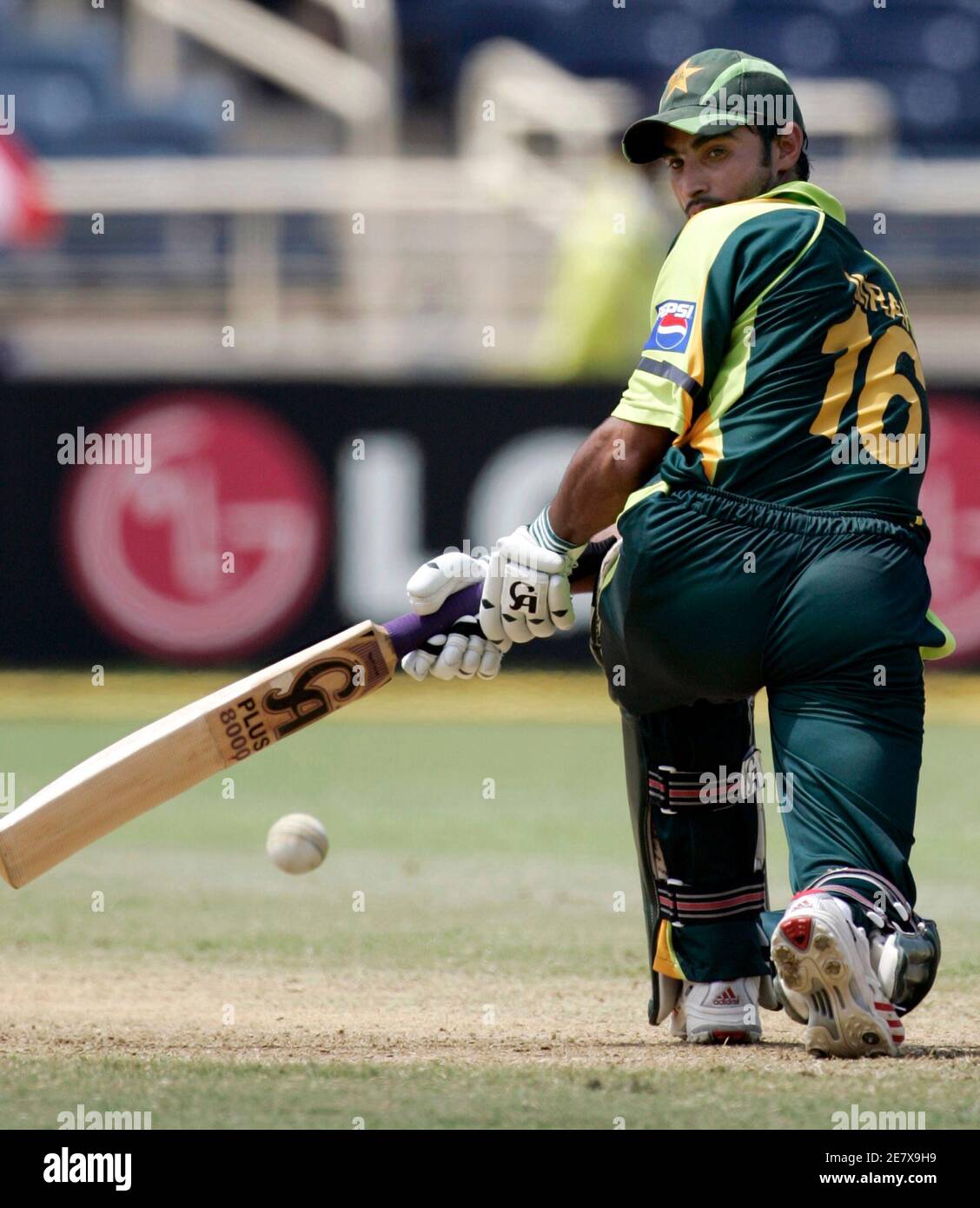 Imran nazir pakistan hi-res stock photography and images - Alamy