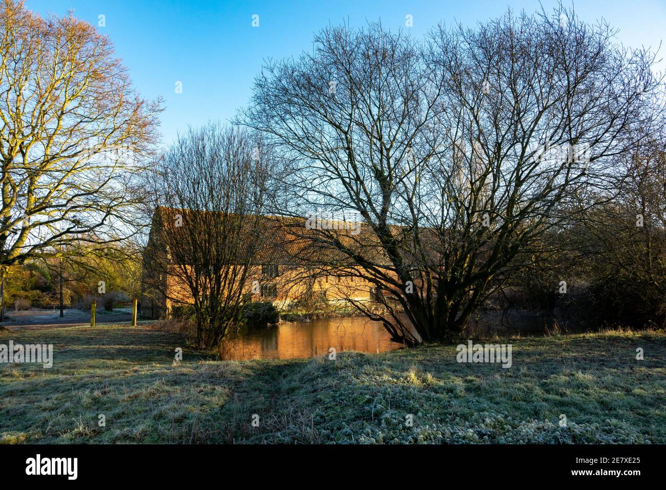 Long barn hi-res stock photography and images - Alamy
