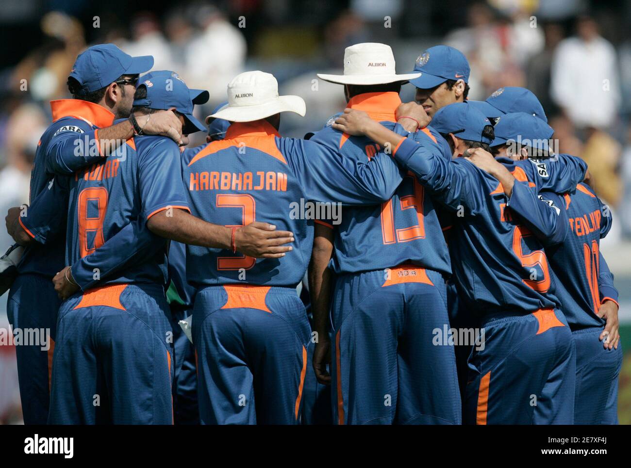 Indian cricket team huddle hi-res stock photography and images - Alamy