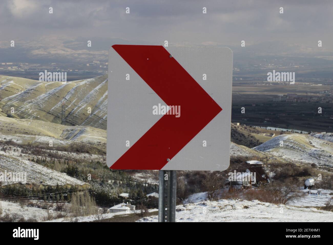 Warning curve hi-res stock photography and images - Alamy