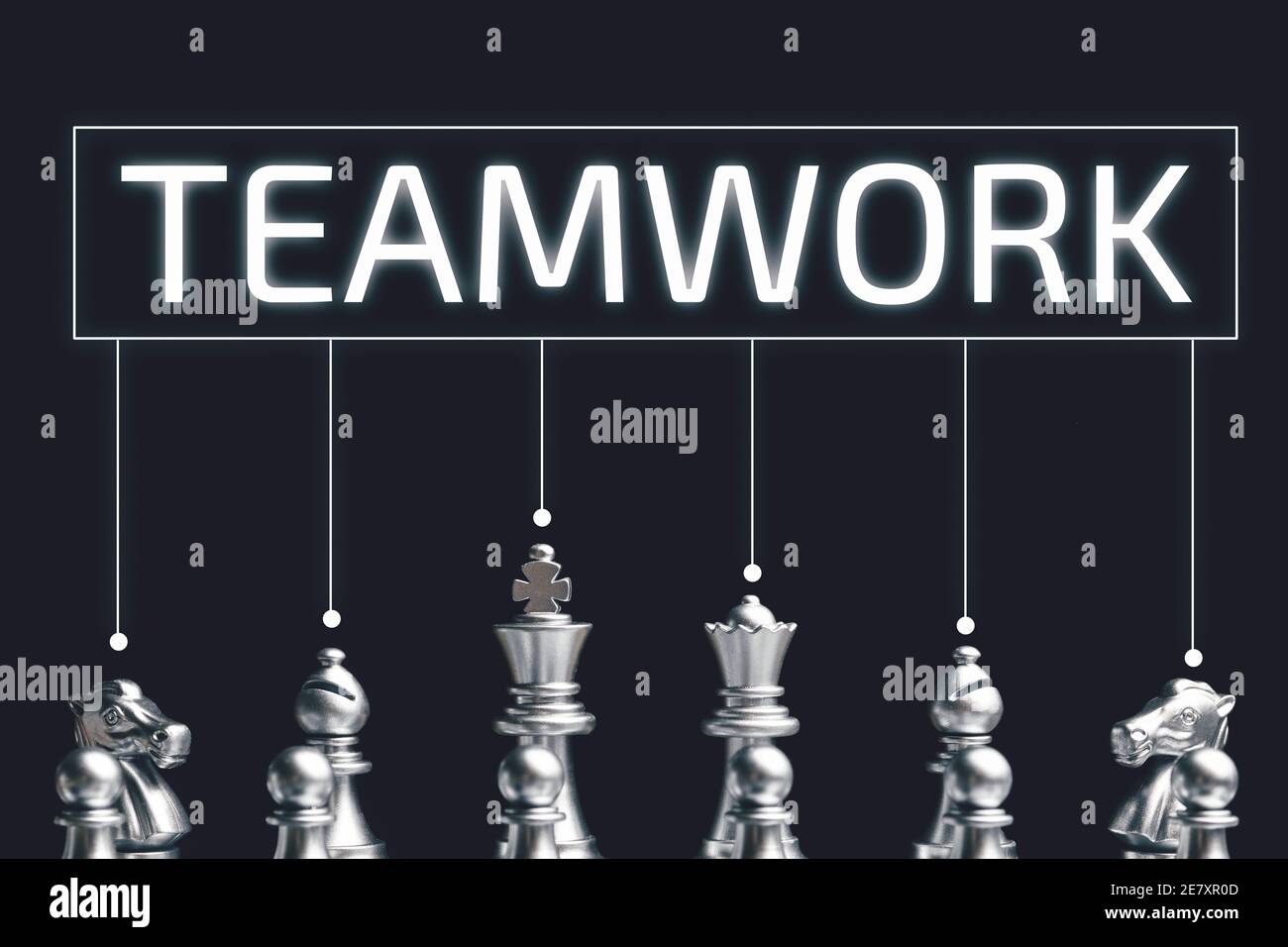 Teamwork concept in the form of chess pieces Stock Photo - Alamy