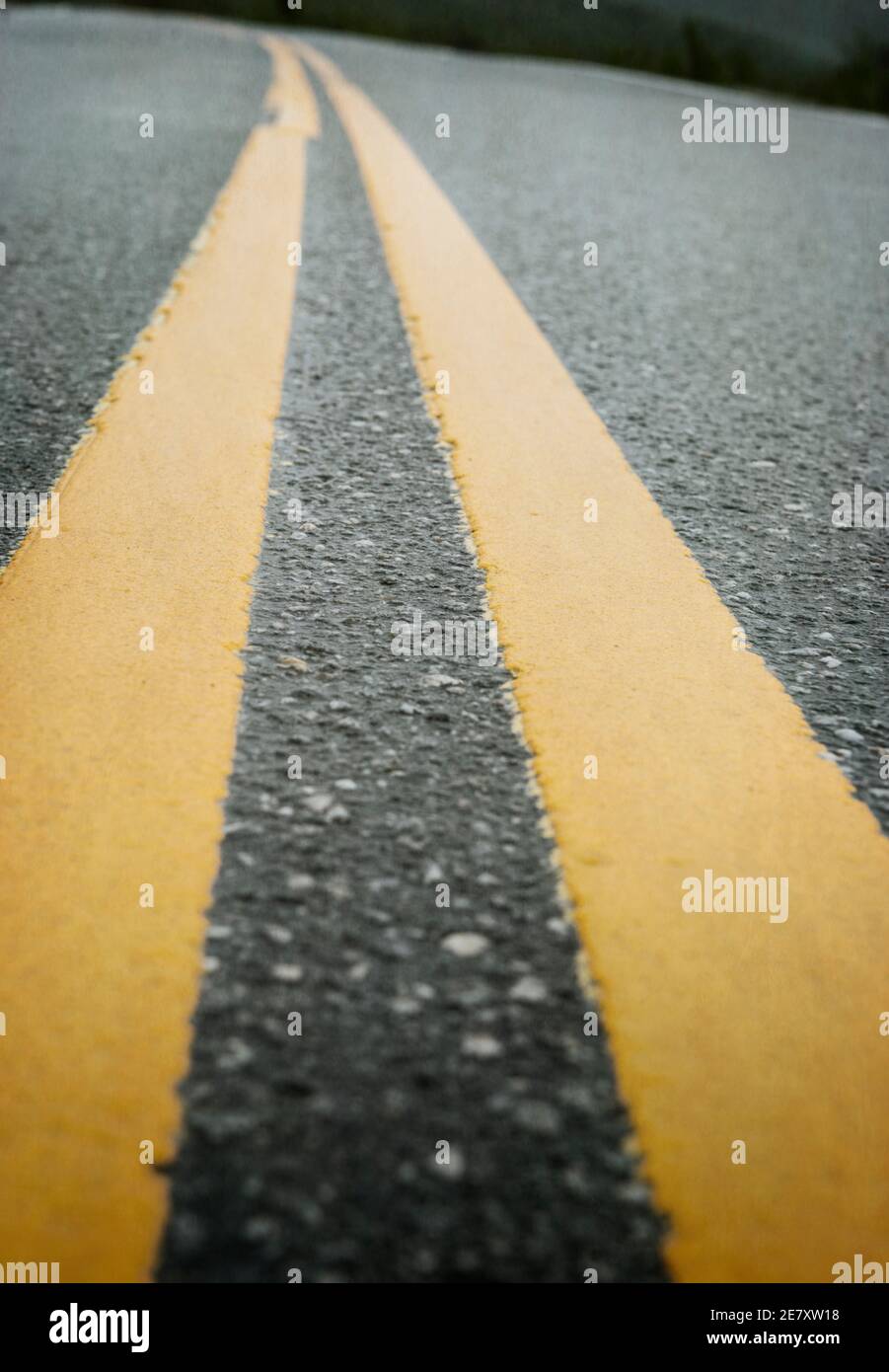 Centre lines on a road hi-res stock photography and images - Alamy