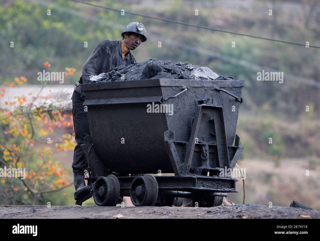 Coal trolley hi-res stock photography and images - Alamy