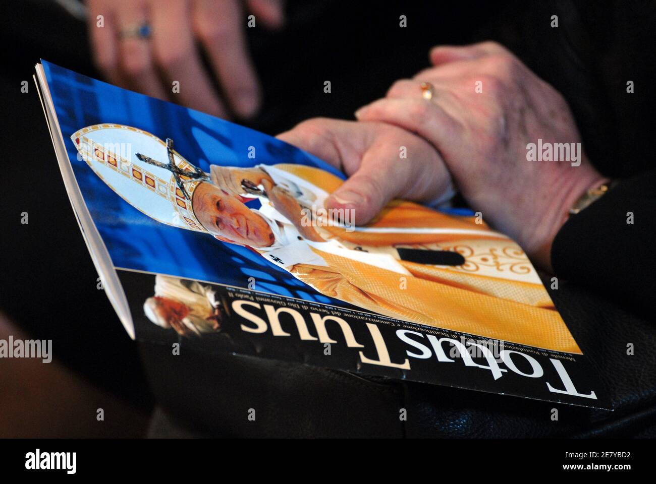 Ceremony concluding the first phase of Pope John Paul II's ...
