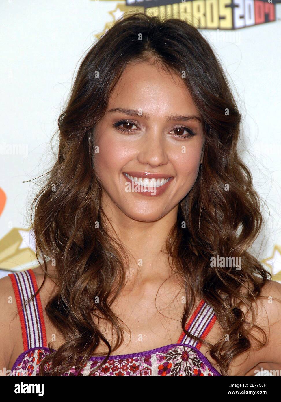 Jessica Alba attends The 2007 Nickelodeon's Kids Choice Awards held at ...