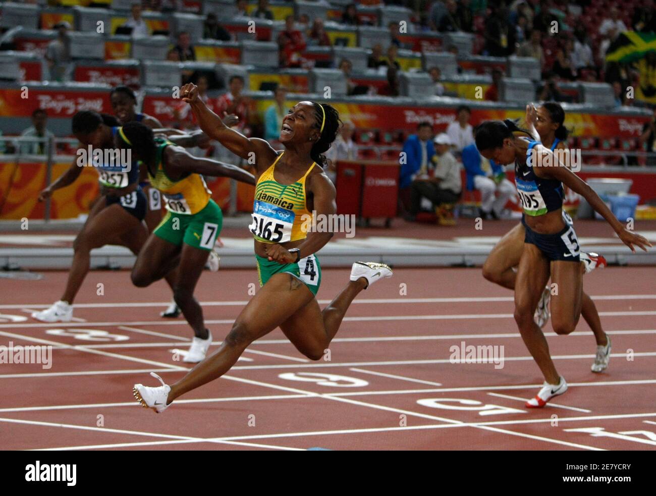 Shelly ann fraser olympics 2008 hi-res stock photography and images - Alamy