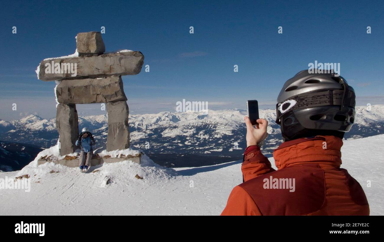 Inuit winter games hi-res stock photography and images - Alamy