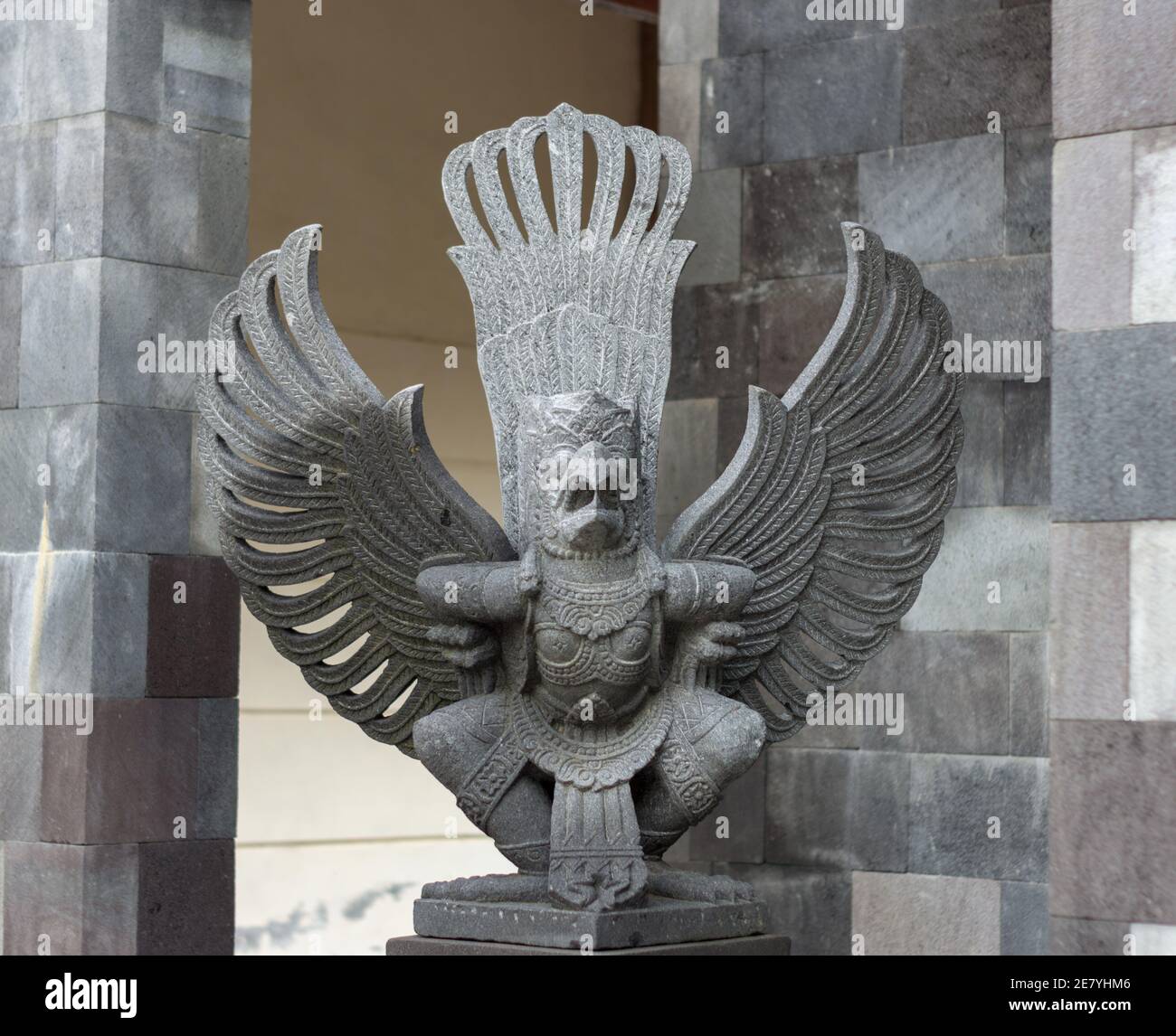 Garuda and lord vishnu hi-res stock photography and images - Alamy